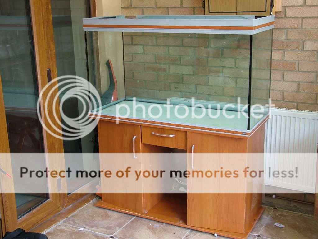 Rena 350 Fish Tank and Stand | Reptile Forums